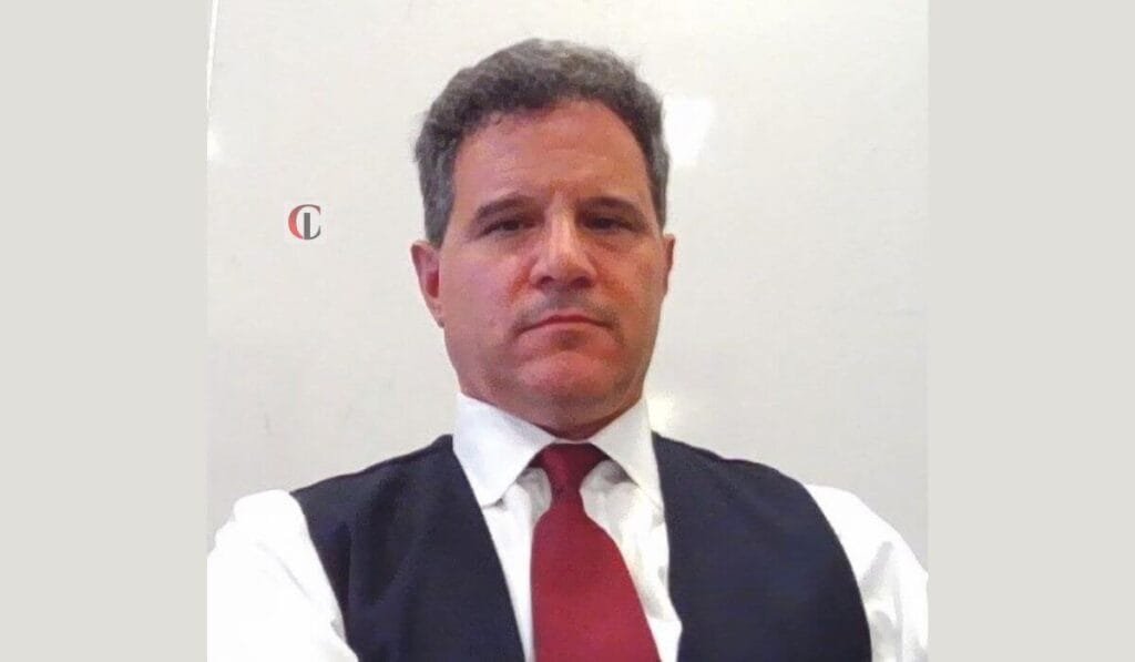 Christopher Leigh: Exhibiting Brilliance with Sheer Expertise